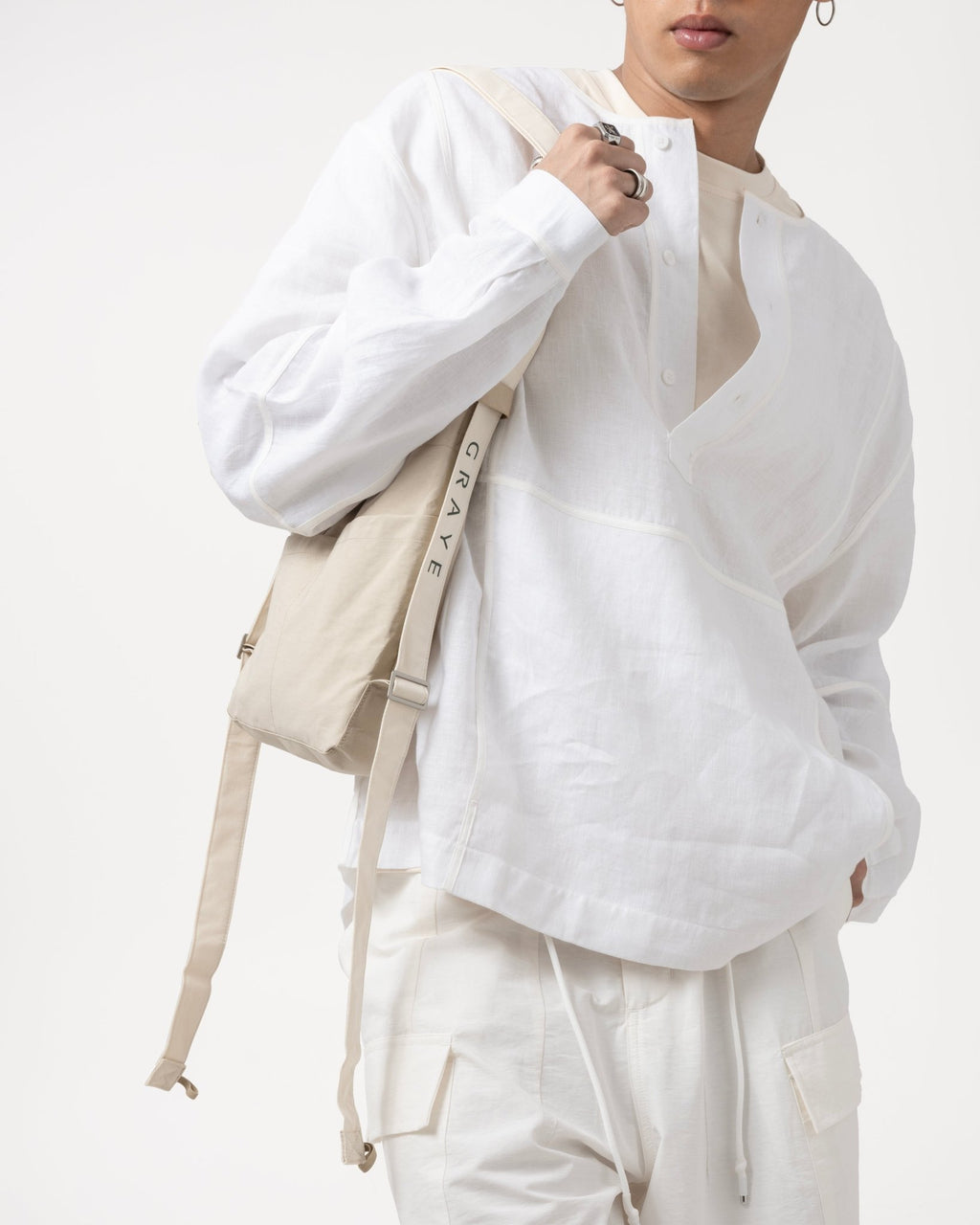 Mini Morph – G R A Y E